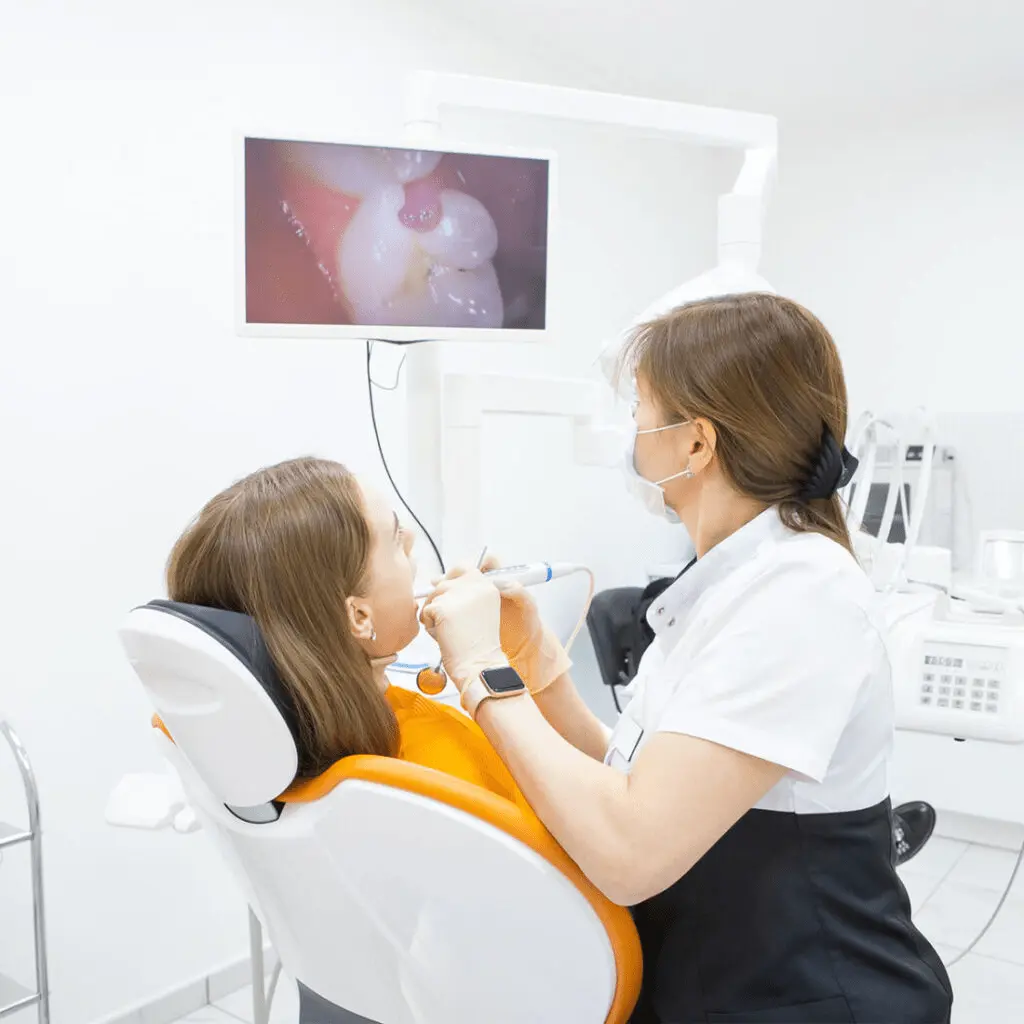 Intraoral Cameras Chicago: Enhance Your Diagnosis